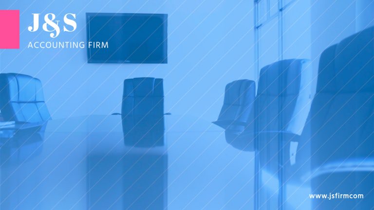 22 Best Zoom Backgrounds to Level Up Your Virtual Meetings